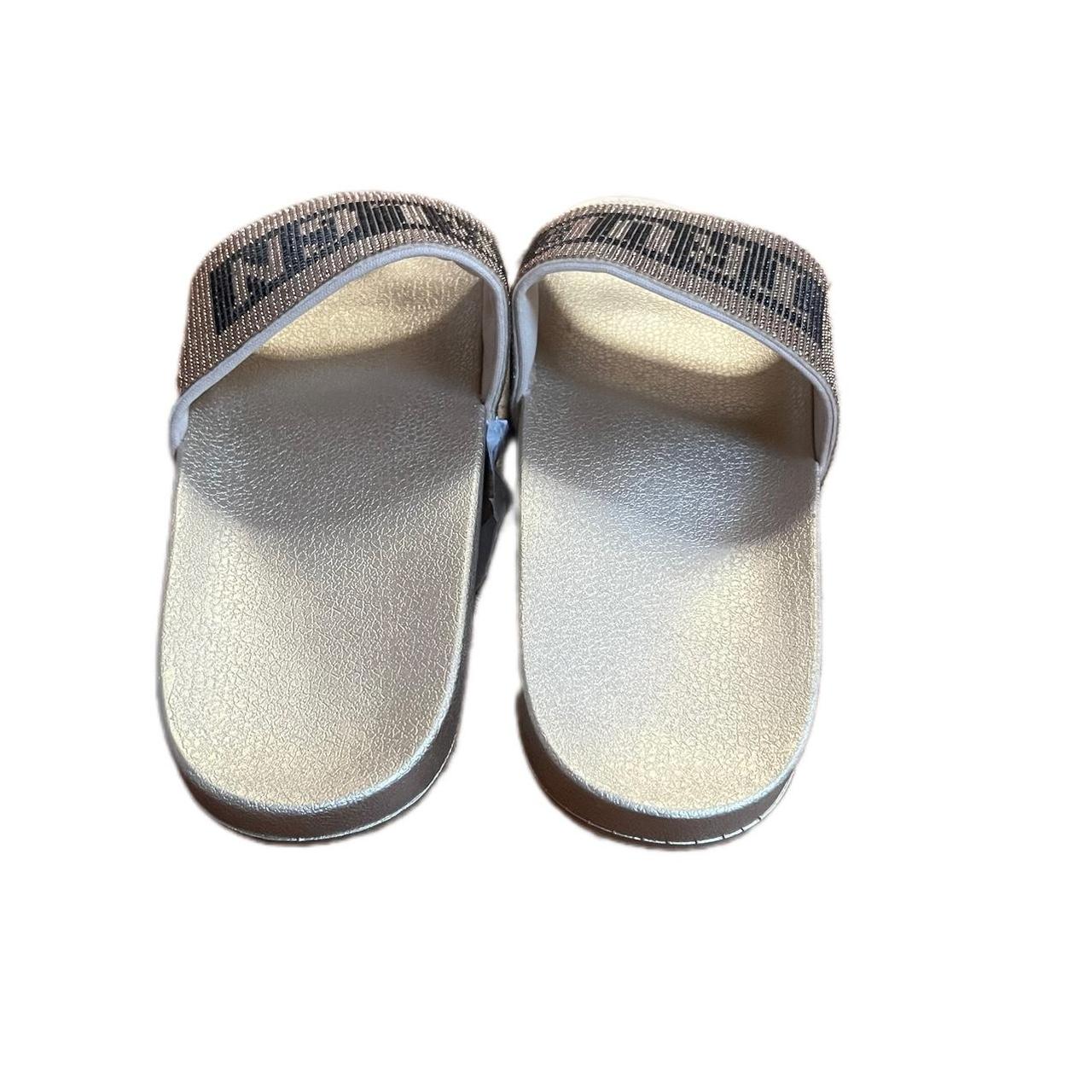 TRUE RELIGION SLIDE GOLD COLOR SIZE WOMENS NWOT.... - Depop