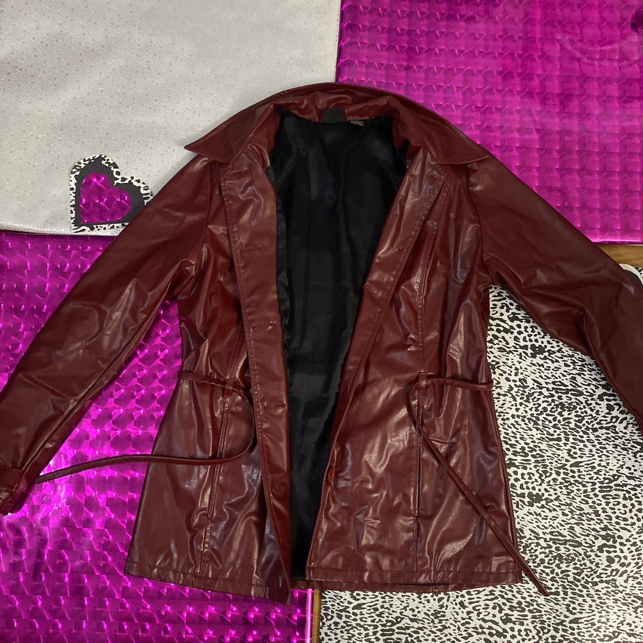 Gorgeous burgundy y2k coat Xhilaration Size M - Depop