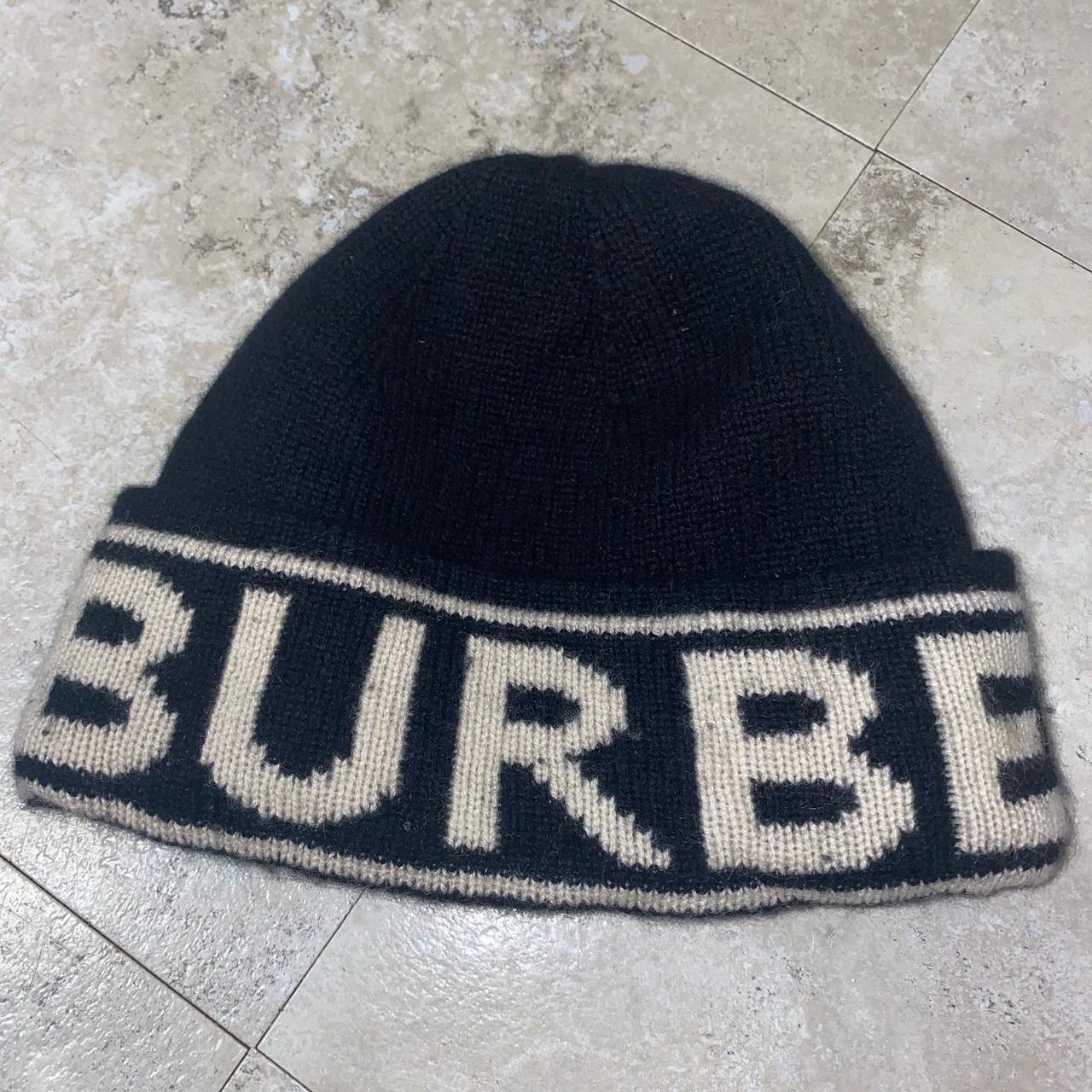 Burberry beanie hat - Depop