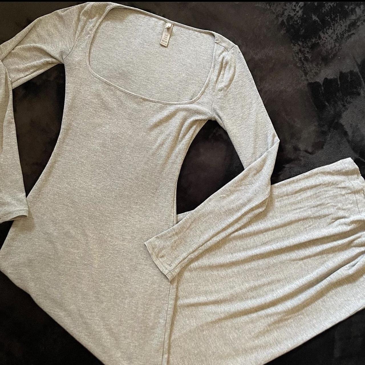 PLEASE MESSAGE ME TO PURCHASE ! Skims lounge... - Depop