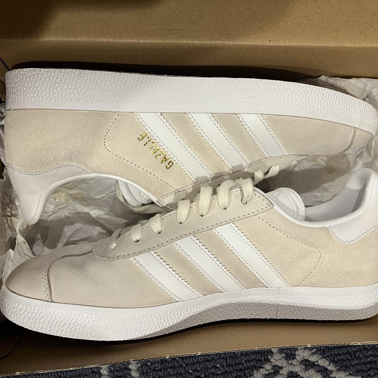 Lightly Worn pair of Cream Adidas Gazelle - Depop