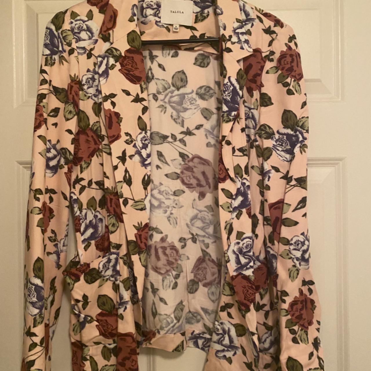 Talula brand size 6 pink floral blazer - Depop