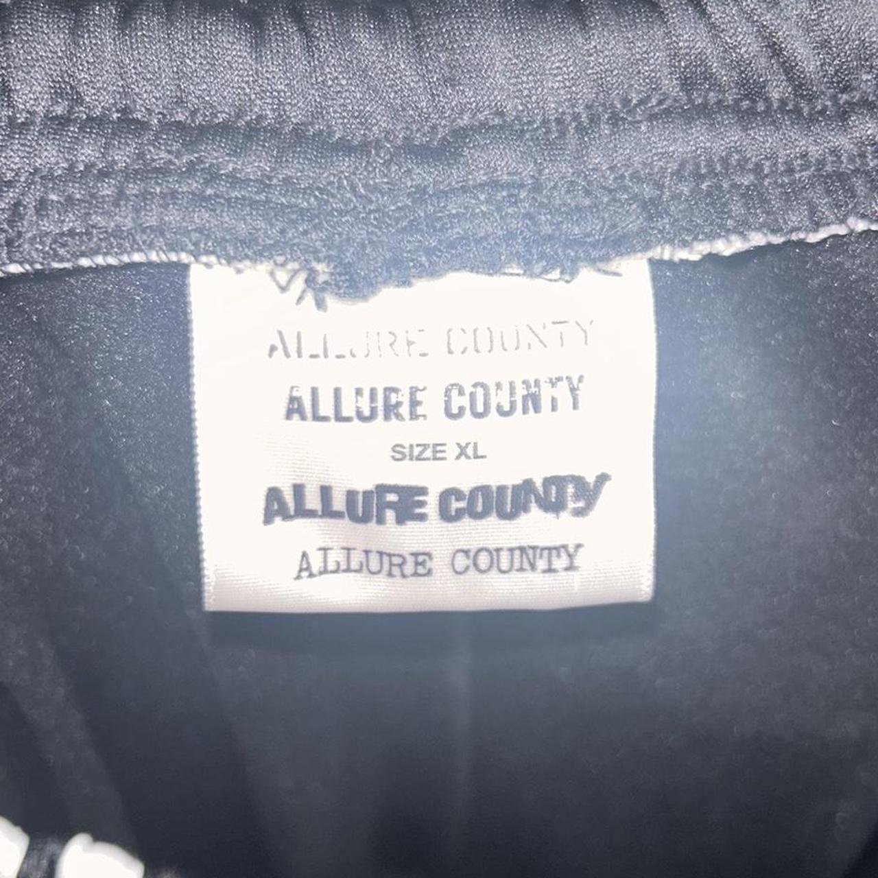 Allure County Trackpants Size XL RARE DEFECTIVE PAIR - Depop
