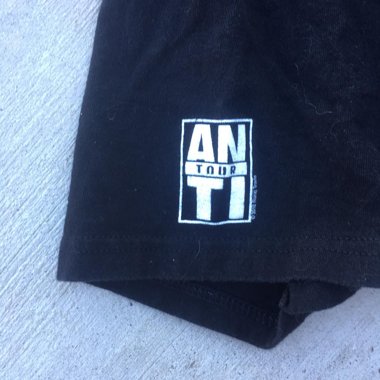 Crazy Rihanna anti tour tee with back hit! Size... - Depop