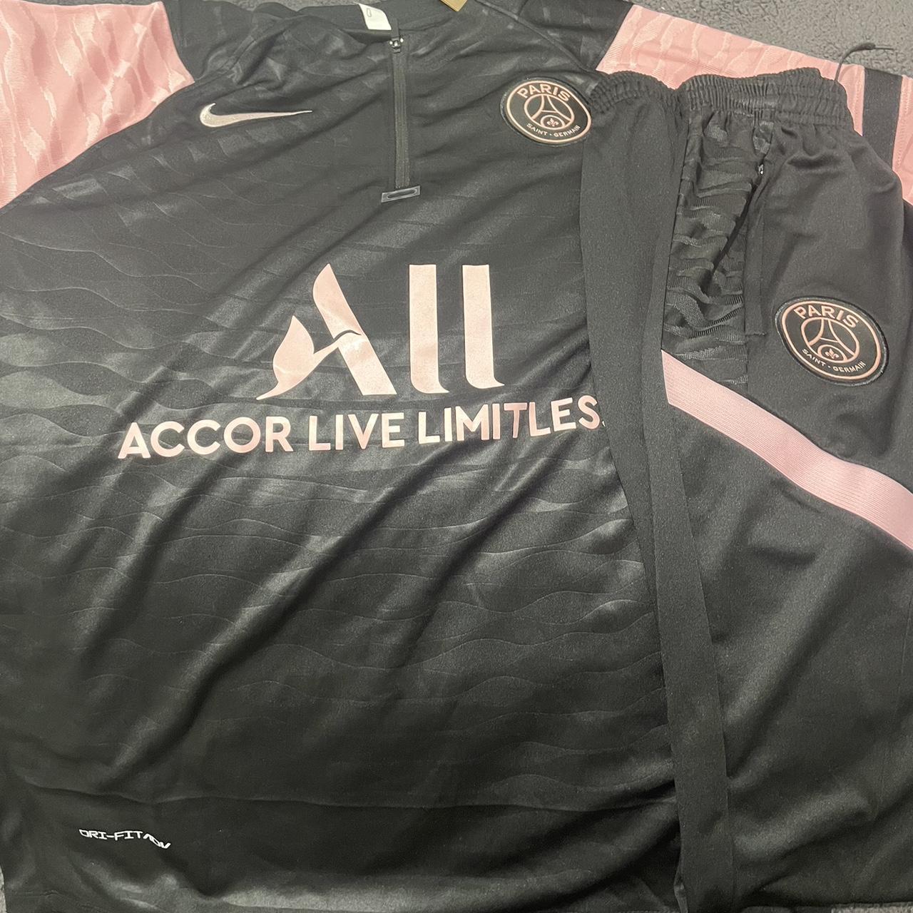21/22 Black and Pink 1/2 zip PSG tracksuit #PSG | Depop