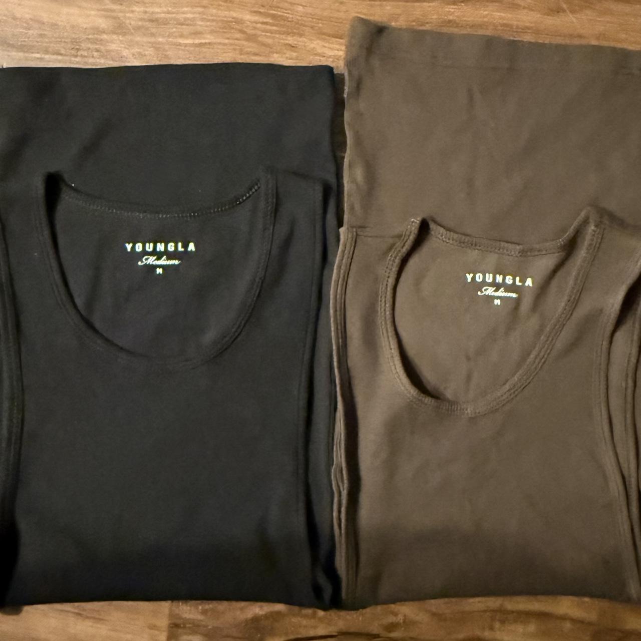 2pack youngla tanks - Depop