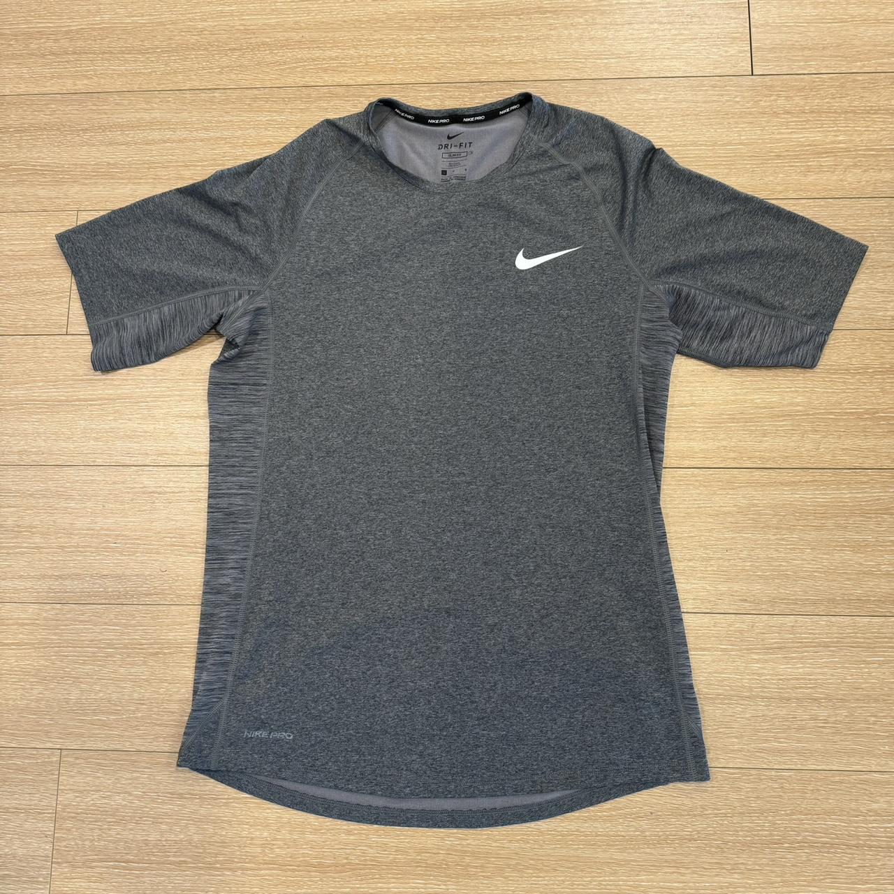 Nike Dri-Fit, dark gray, slim fit, large | Depop