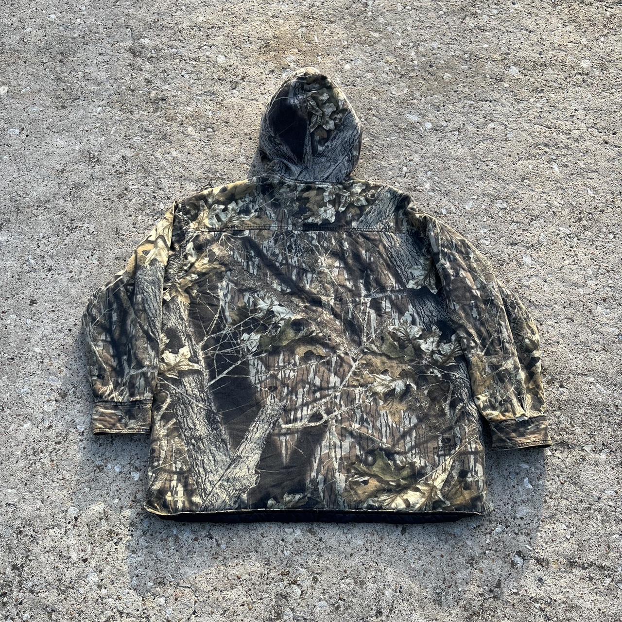 Duxbak workwear woodland camo realtree print button... - Depop