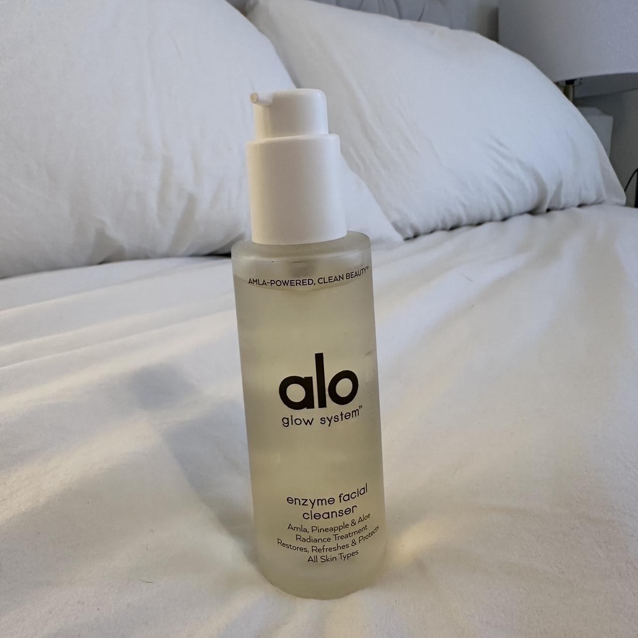 Alo enzyme cleanser~ Brand new - Depop