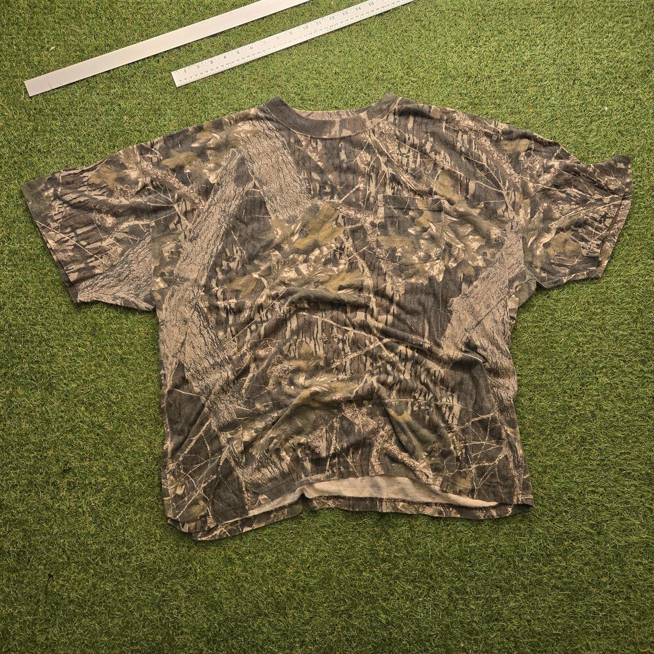 Realtree camo t shirt Tag ripped, fits a loose 2x,... | Depop