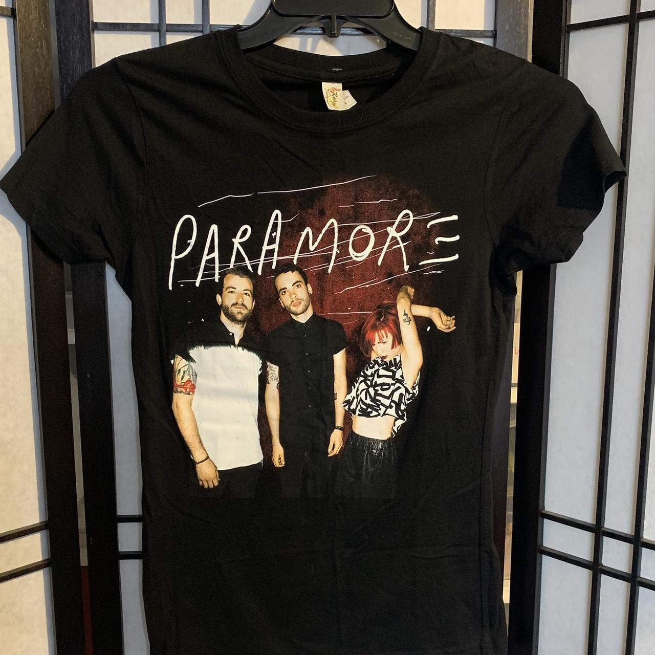 Paramore T-Shirt New with Hot Topic tags Women’s... - Depop