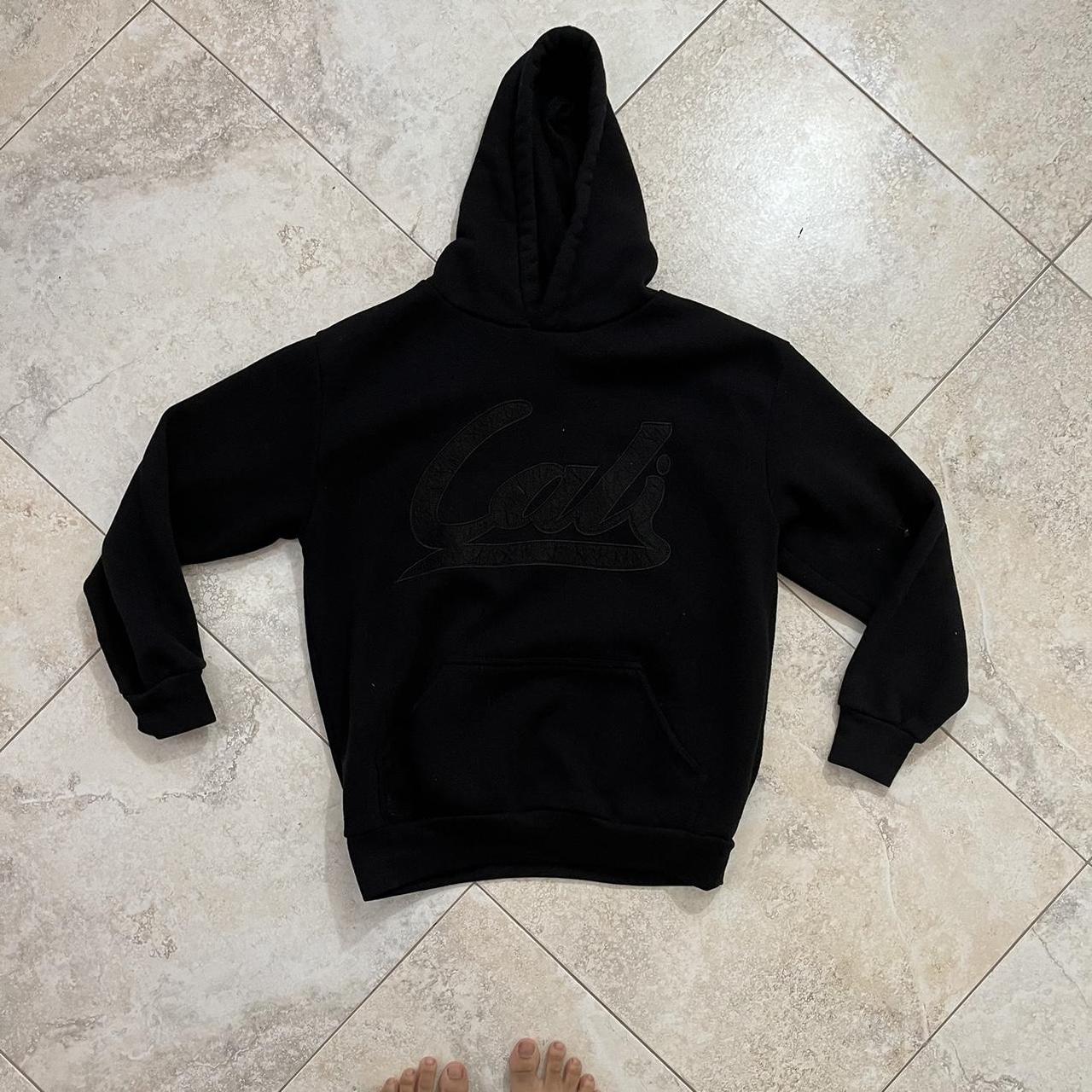 Cali all black hoodie - Depop