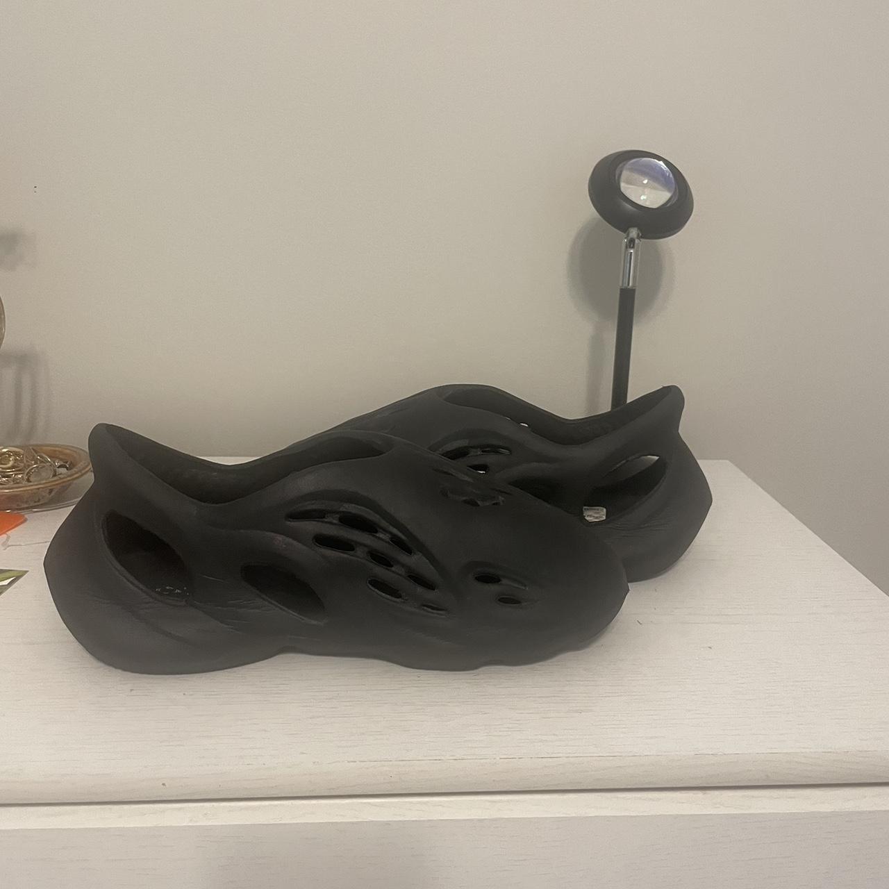 Black onnx yeezy foam runners tread slightly worn down - Depop