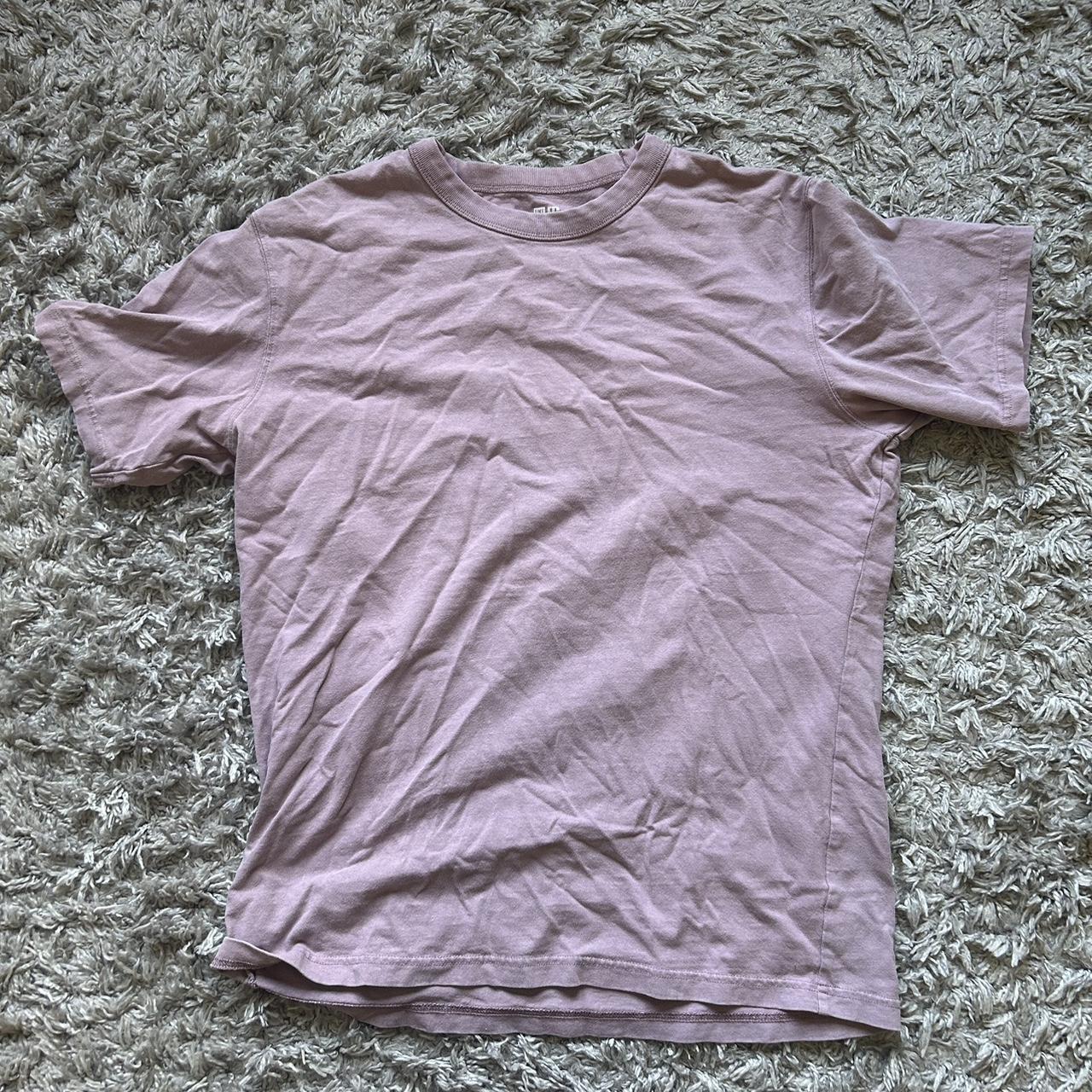 Purple Uniqlo Tshirt Excellent condition size L - Depop