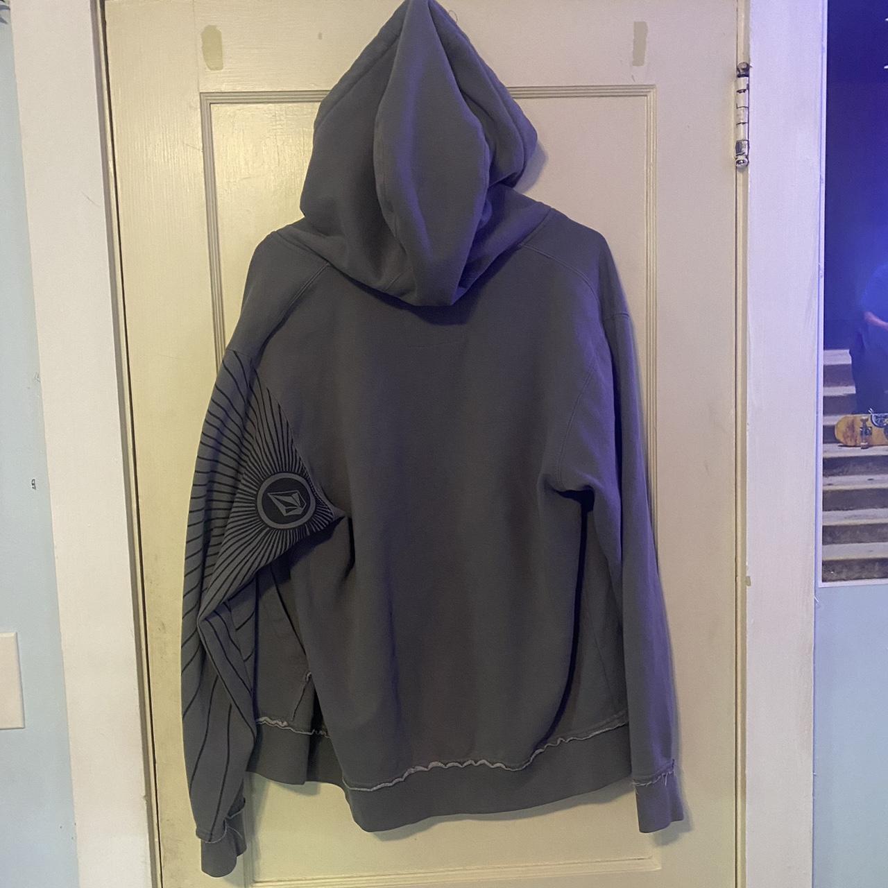 Volcom grey and black zip-up hoodie #y2k #zipup... - Depop
