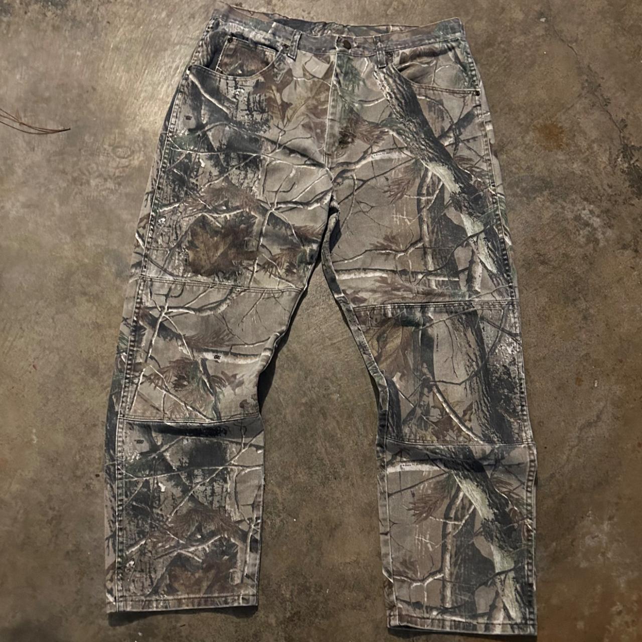 Realtree camo wrangler double knee pants Size... - Depop