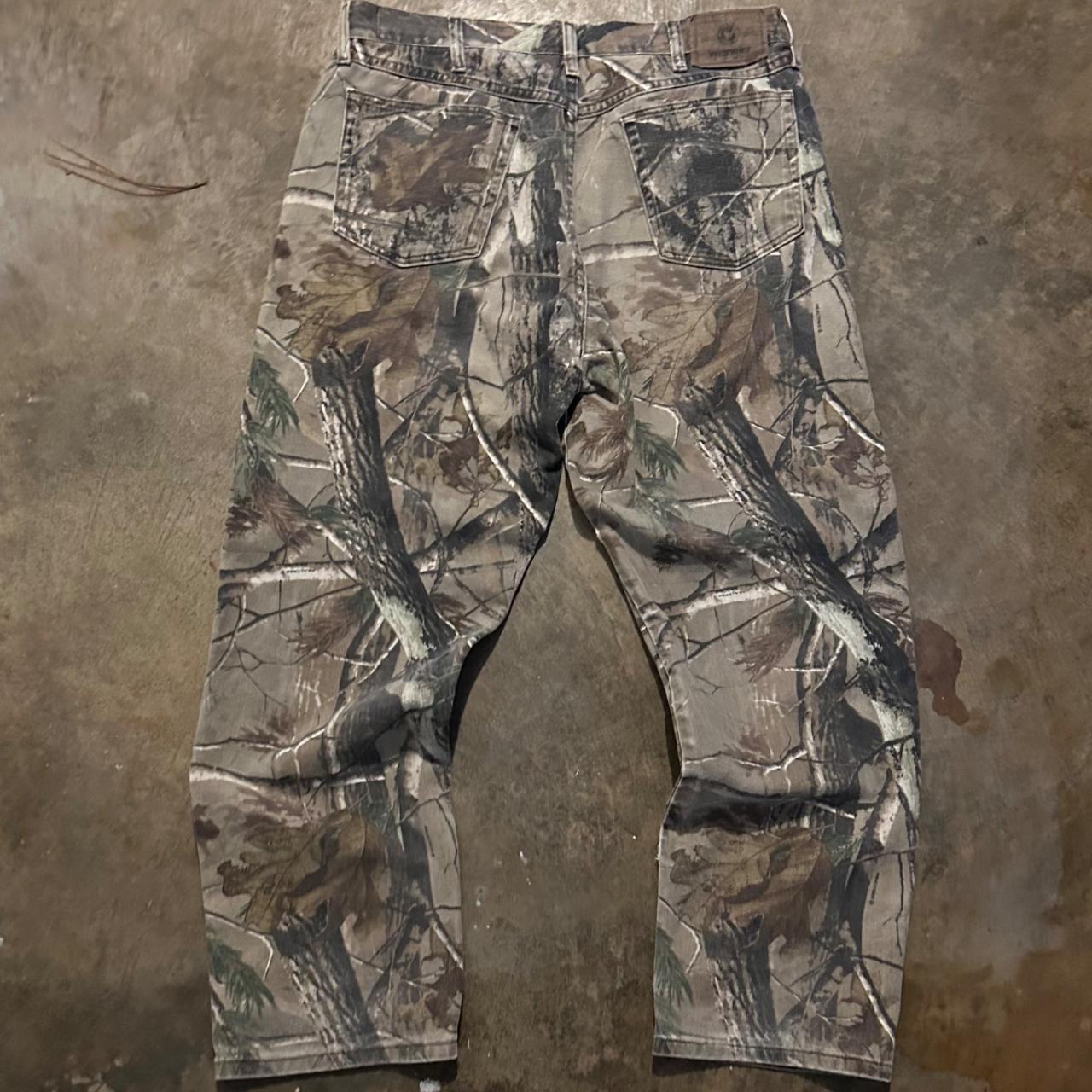 Realtree camo wrangler double knee pants Size... - Depop