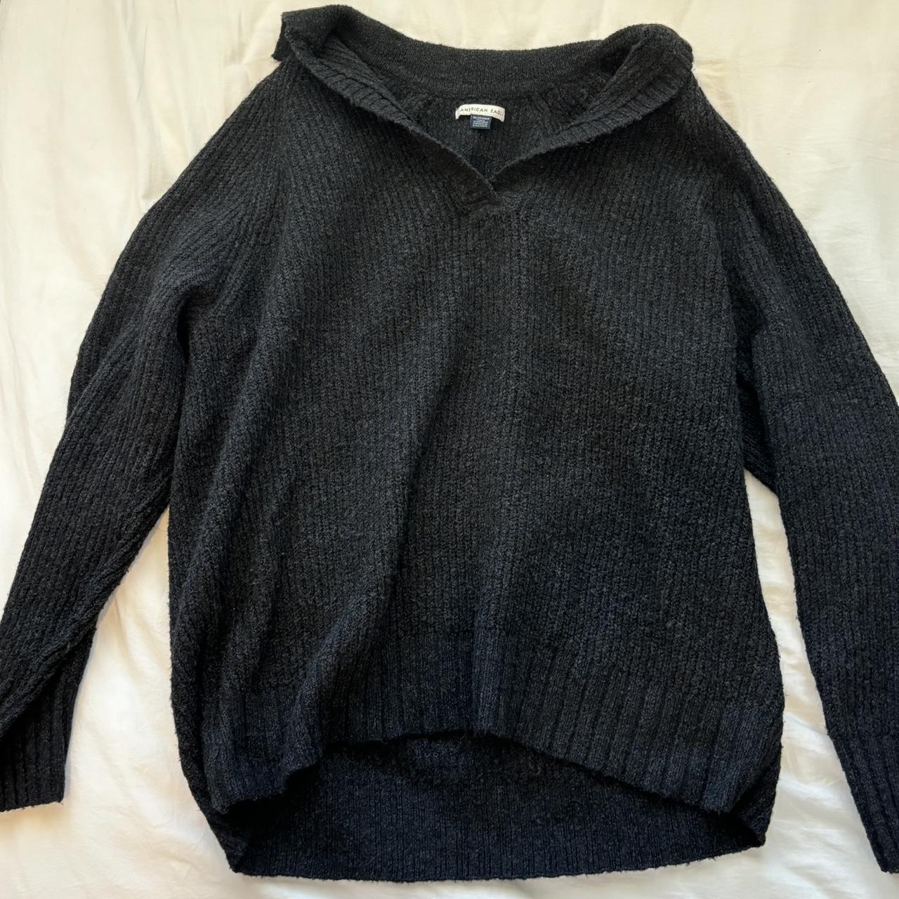 American Eagle cozy v-neck sweater looks cute off... - Depop
