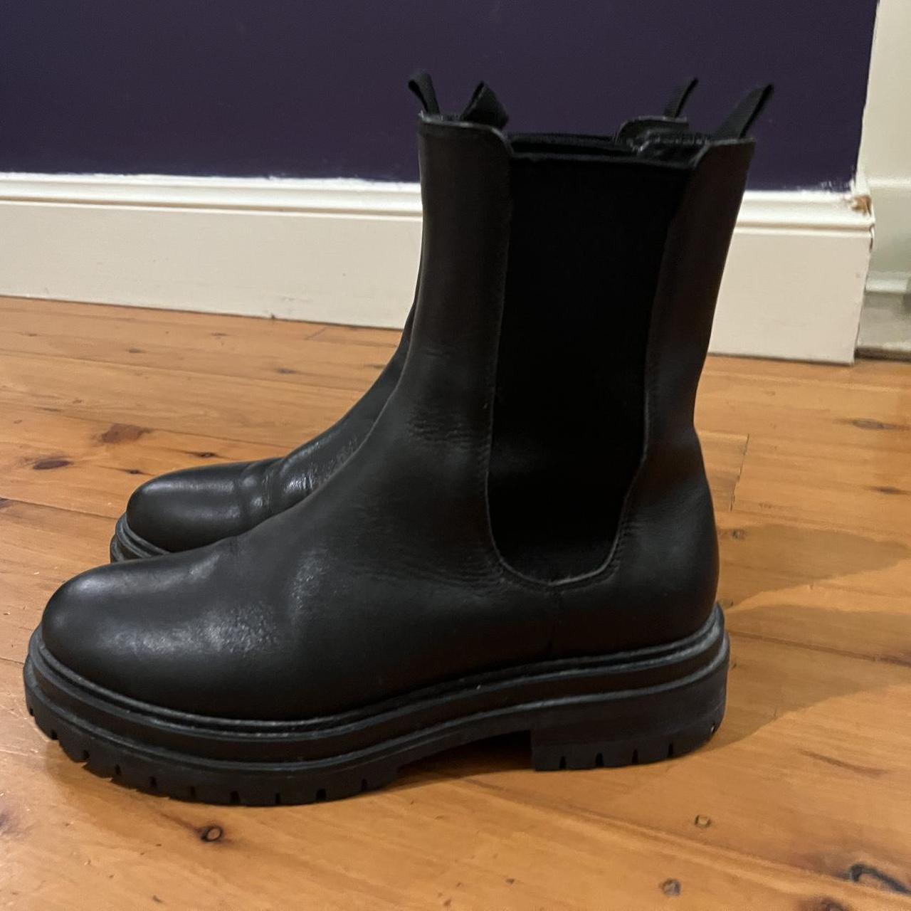 Tony Bianca Wolfe Black Como leather chelsea boots... | Depop