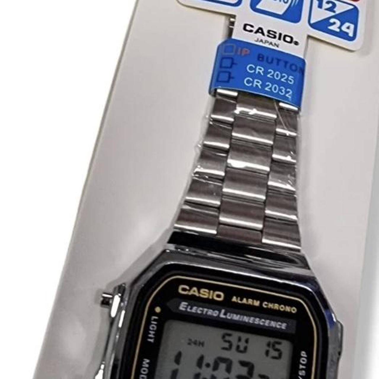 Casio retro stainless steel silver digital watch - Depop