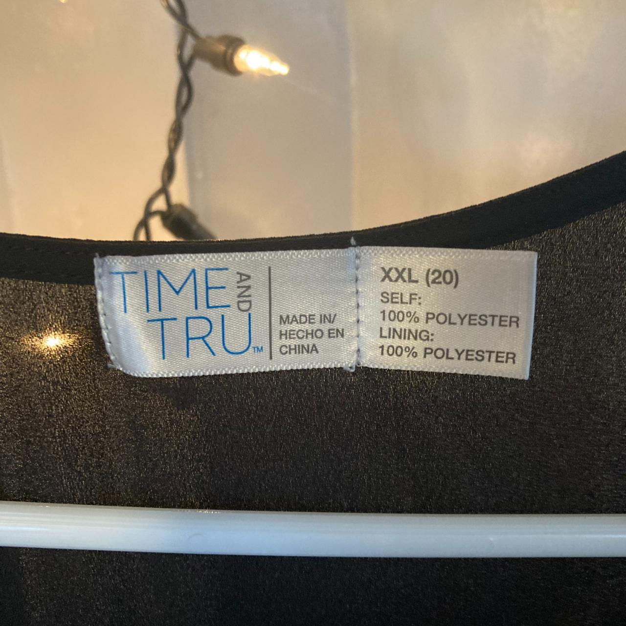 Time and Tru Black Polyester Robe - Depop