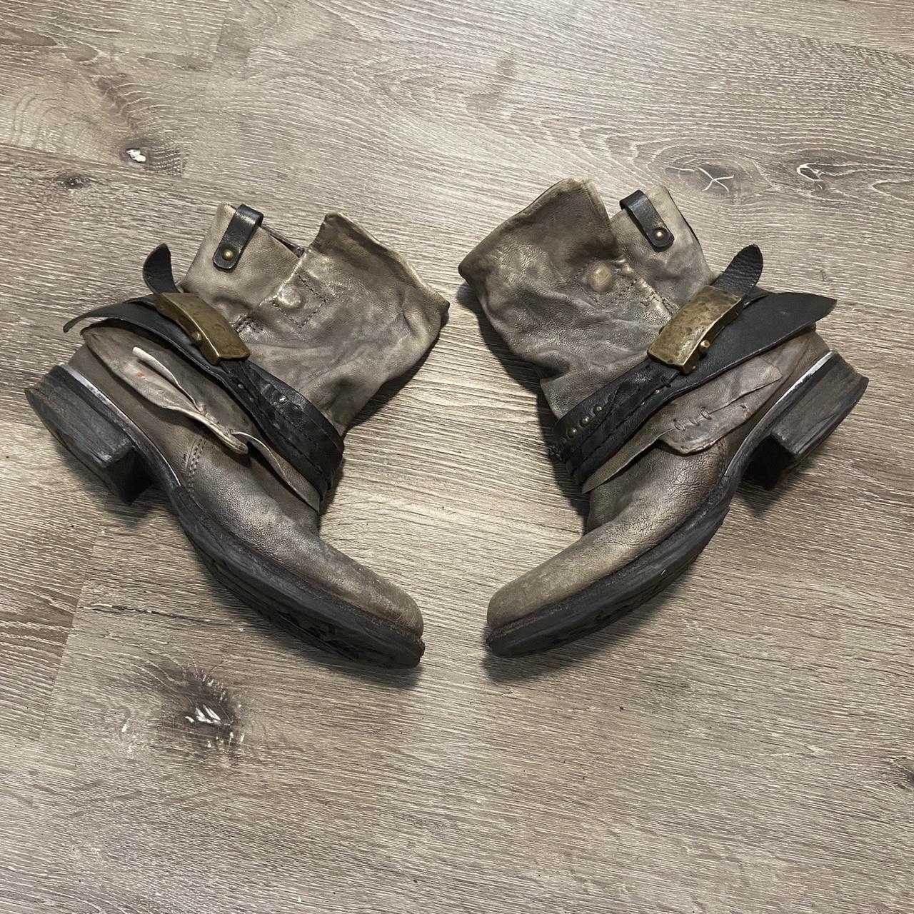 Not i6w9 Tan and black as98 boots Size 39 EU 8.5... | Depop