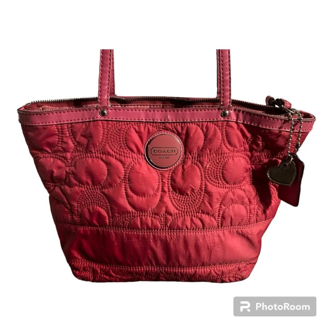 Previously loved, authentic COACH F17668 Signature... - Depop