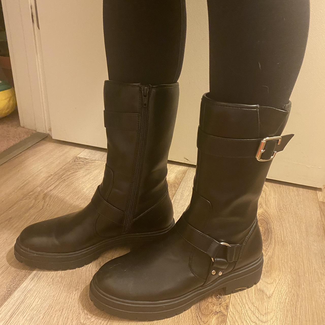 GAP Moto boots. Worn 2 times. Very comfortable. - Depop