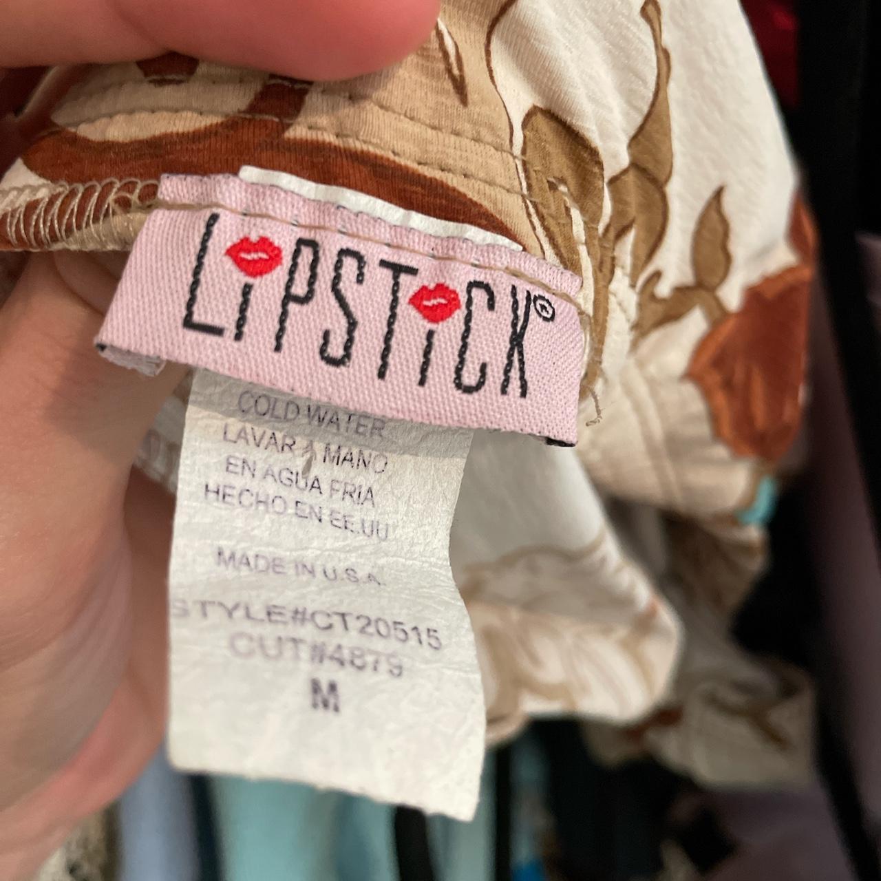 Y2k 2000s handkerchief tube top Model is 5’8 26”... - Depop