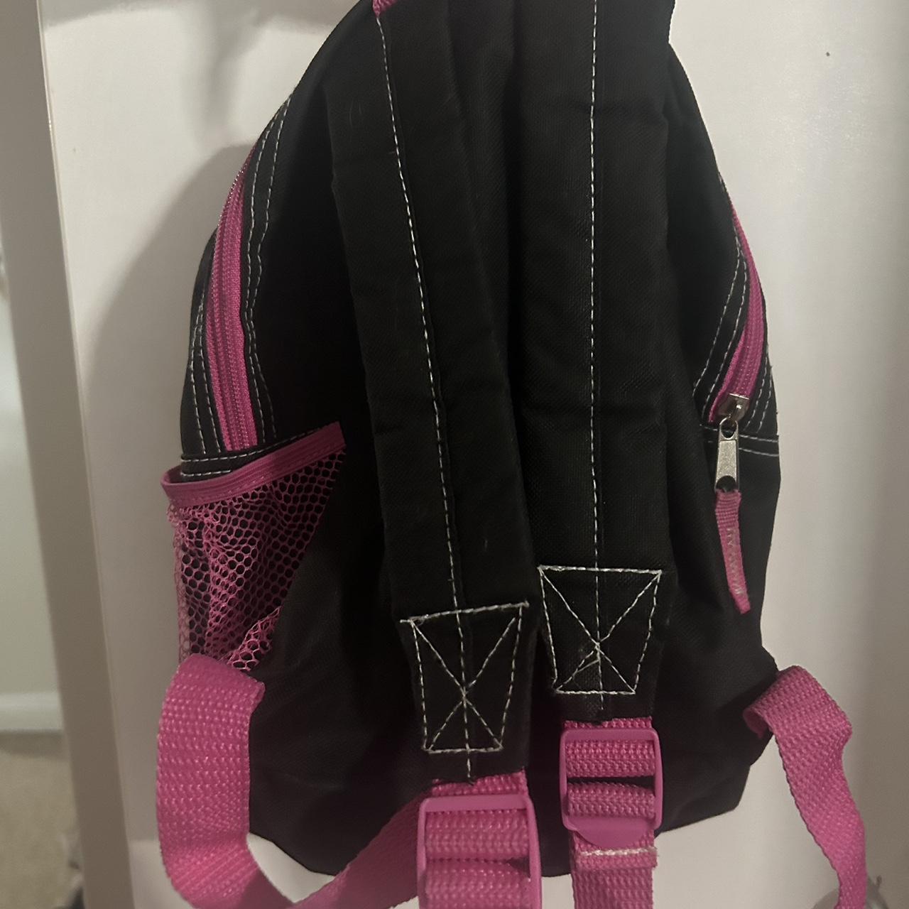 Hello kitty🌷🎀🤍mini backpack - Depop