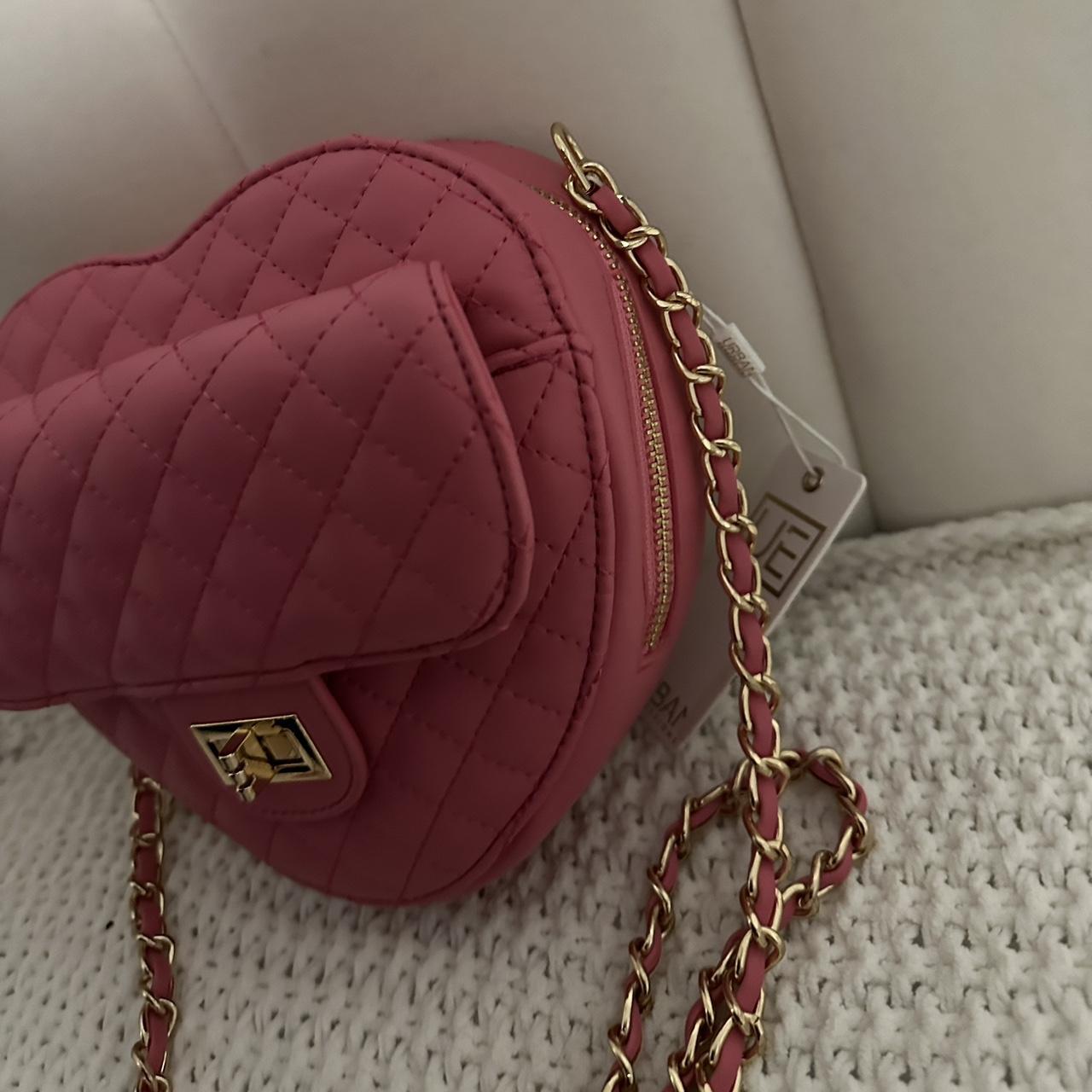 Pink Quilted Heart Crossbody Bag 🎀🩰 -beautiful gold... - Depop