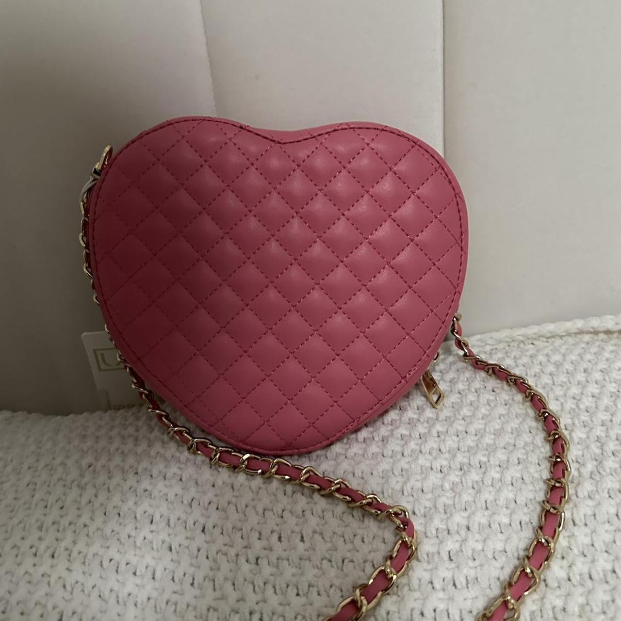 Pink Quilted Heart Crossbody Bag 🎀🩰 -beautiful gold... - Depop