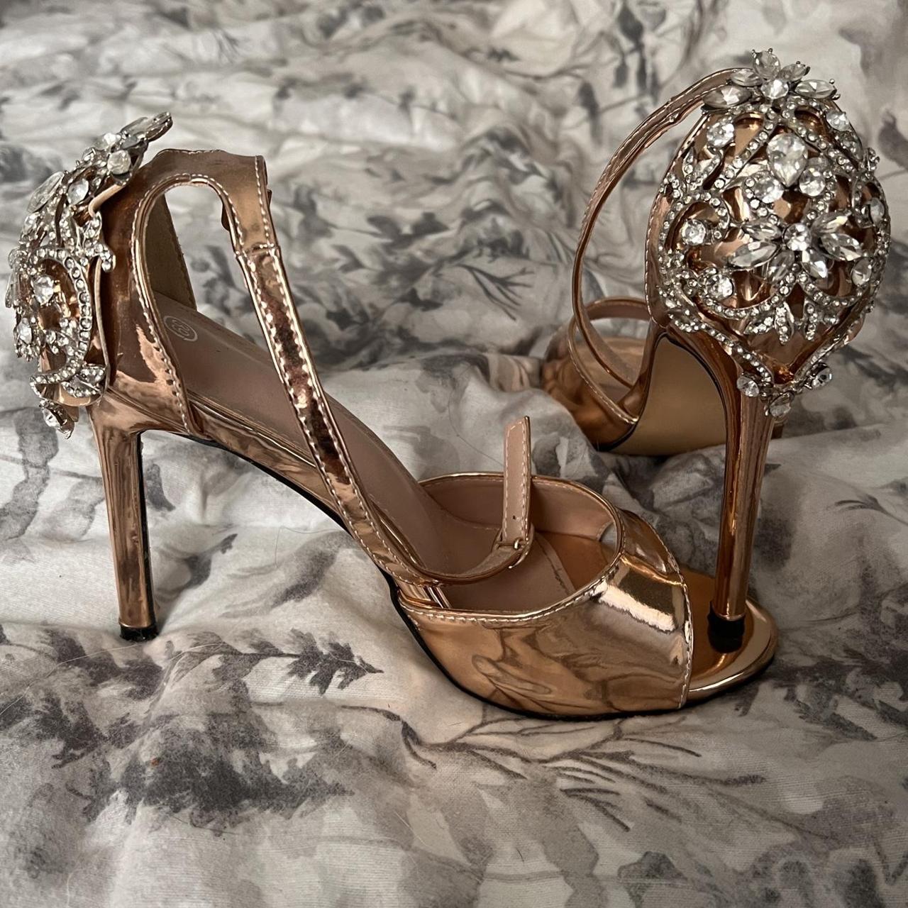 rose gold heels 4in. size 8, worn once - Depop