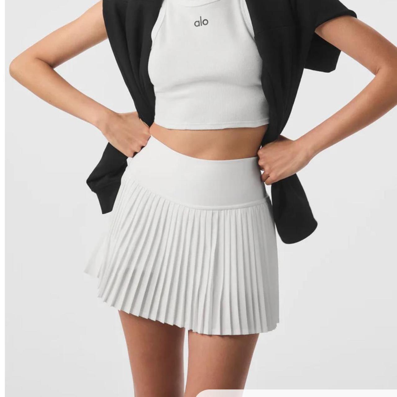 Alo Pleated Skort! Worn once - Depop