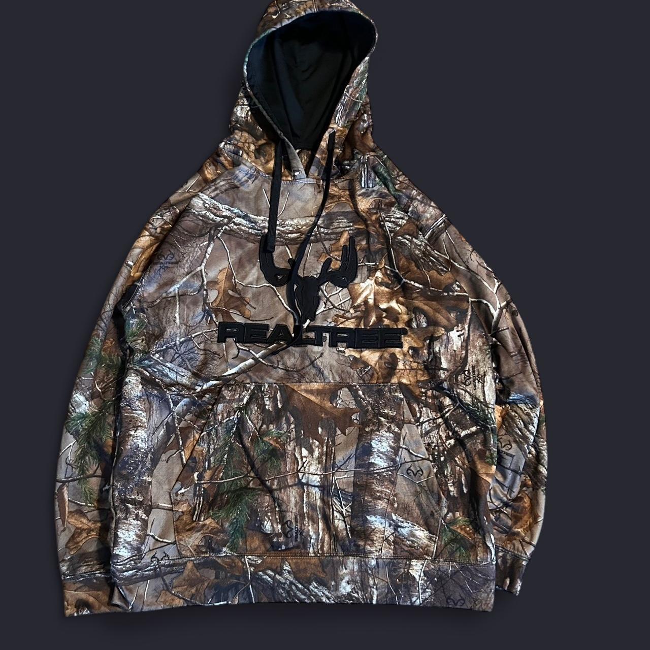 Realtree camo hoodie no tag but fits like men’s... | Depop