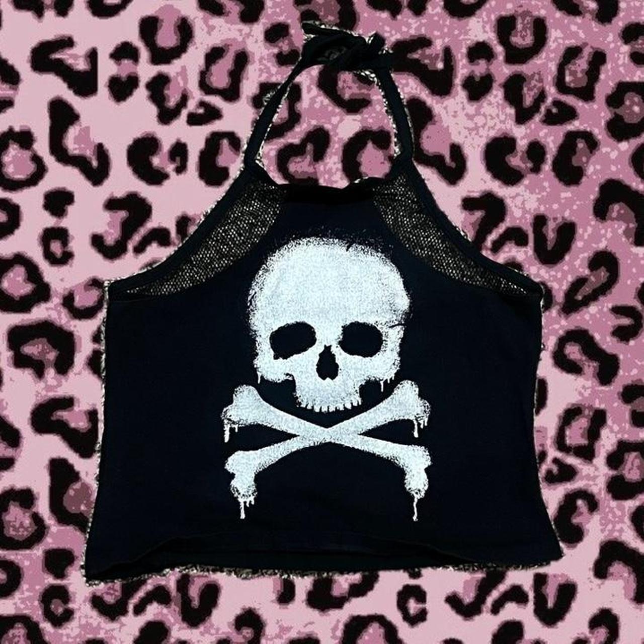 hard asf women’s mall goth skull top from the 2000s... | Depop
