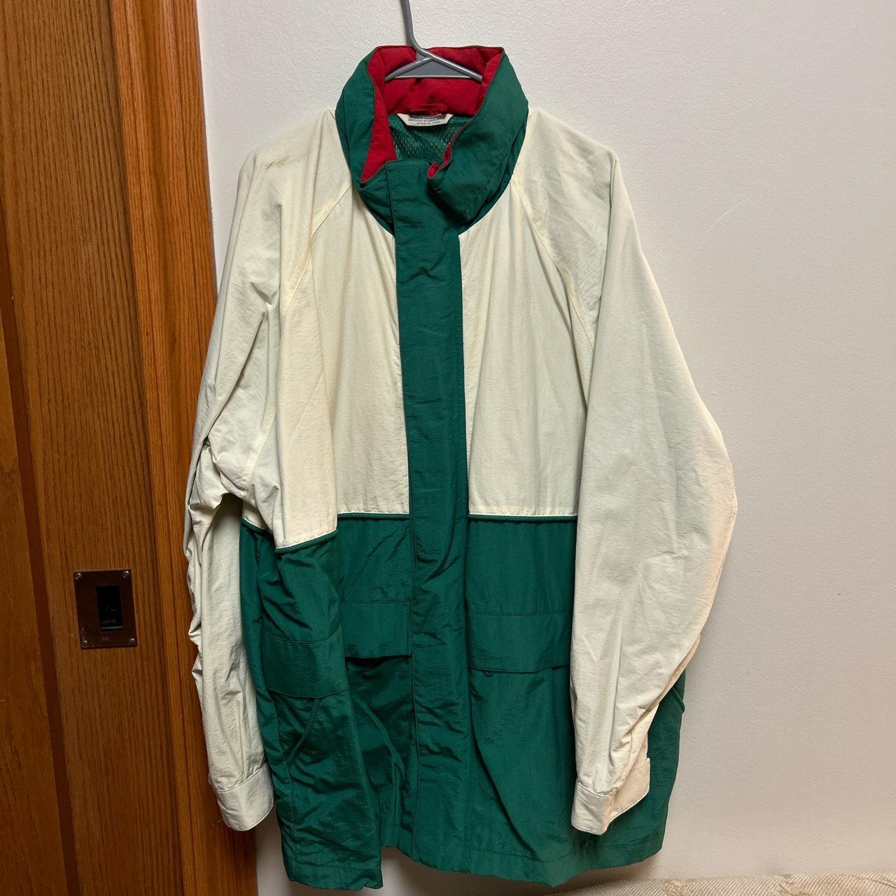 Extra large green and white winter ski jacket -... - Depop