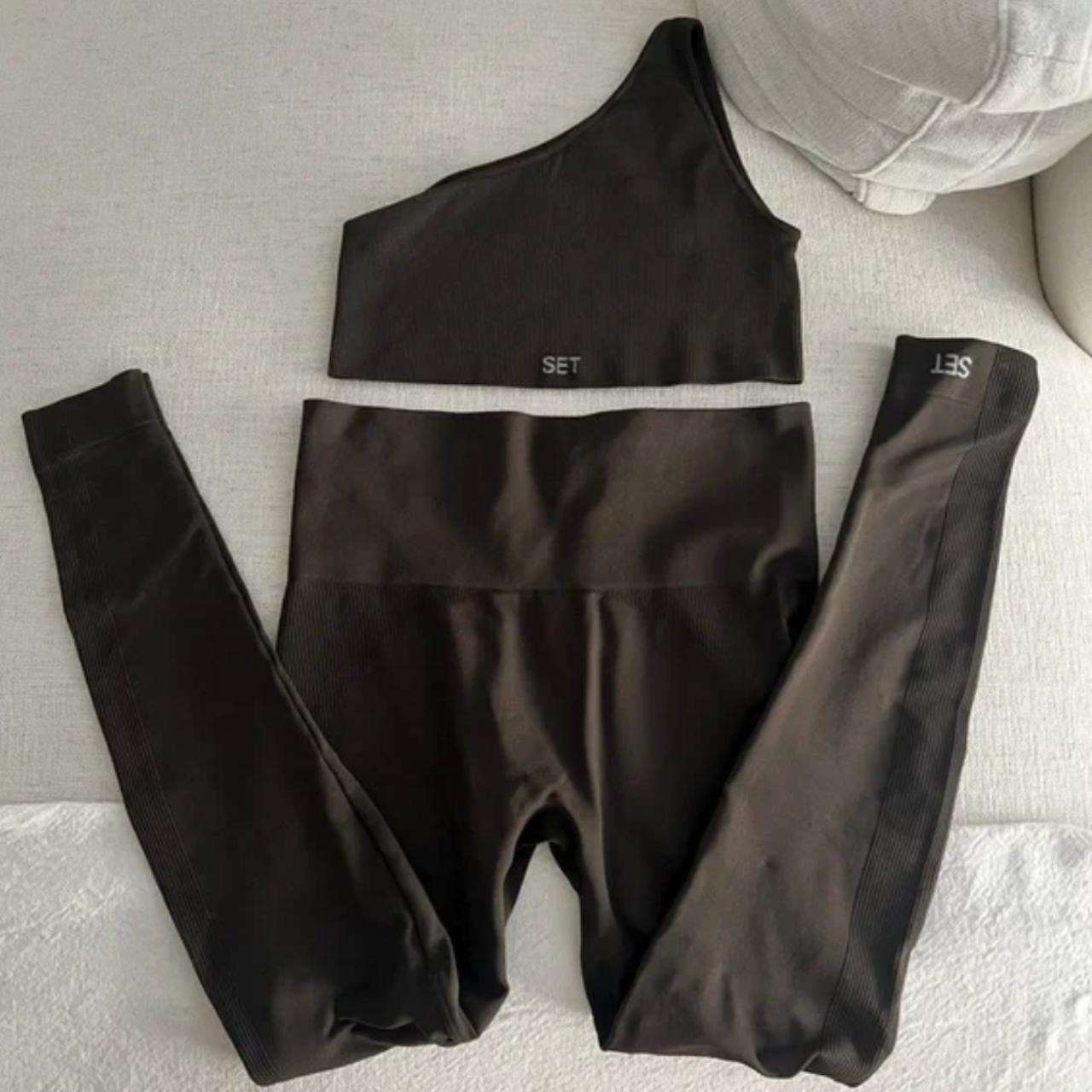 Set Active Sculptflex Ribbed One Shoulder Workout... - Depop