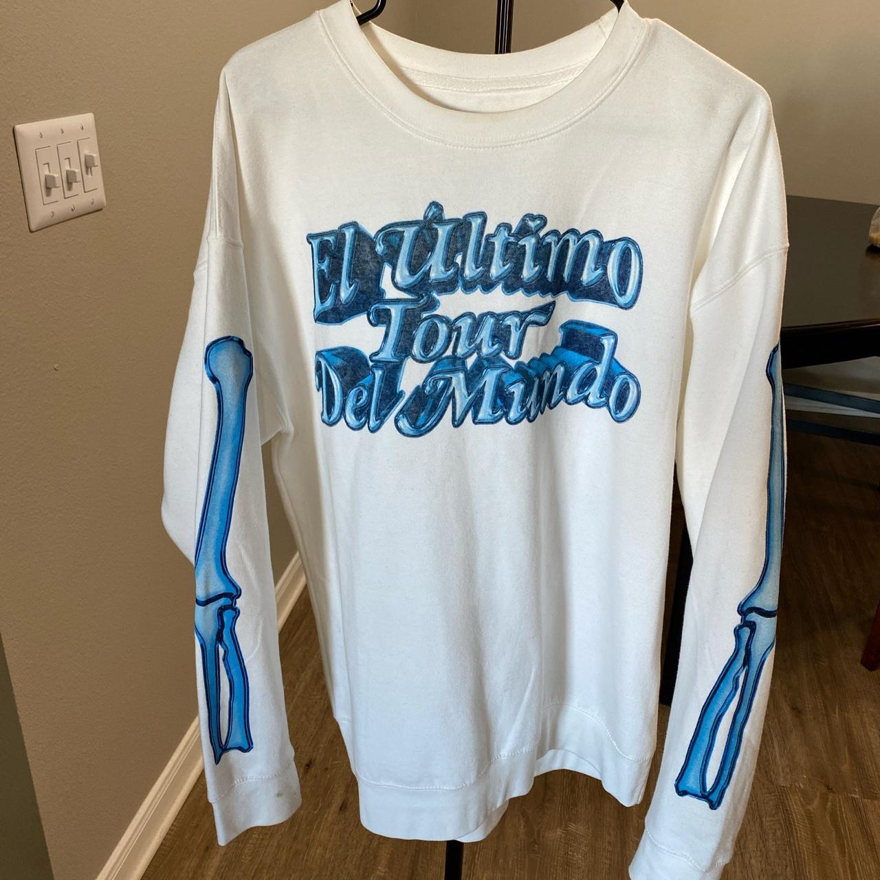 Bad bunny, El Último Tour Del Mundo crewneck Size... - Depop