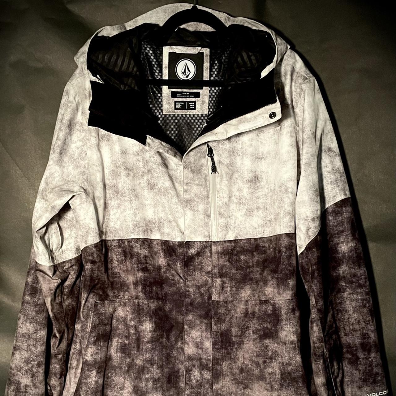 Volcom gortex snowboard coat. “Guaranteed to keep... - Depop