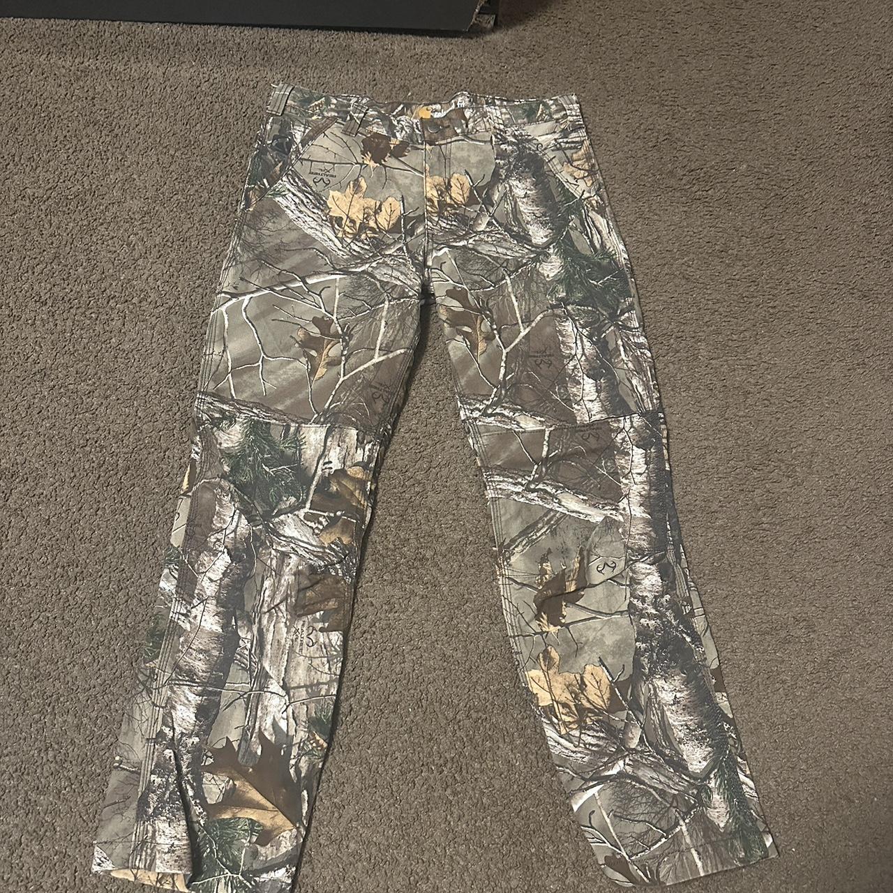 Realtree camo pants - 34x30 9.5 leg opening - Depop
