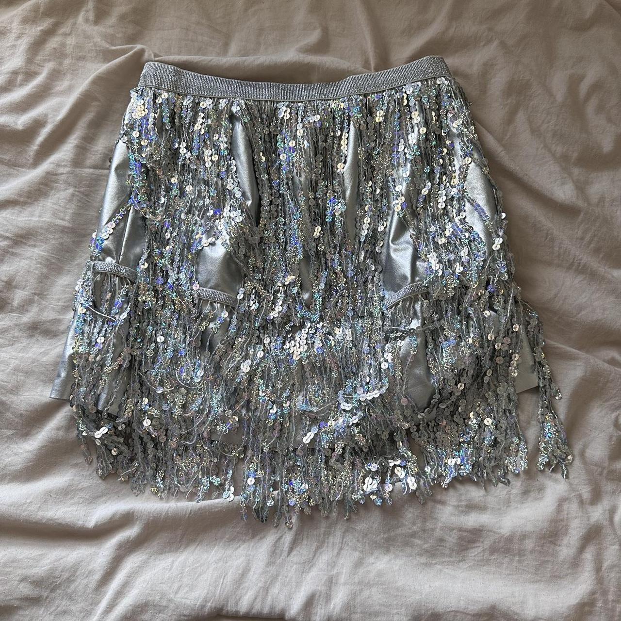 sparkly silver skirt!! - Depop