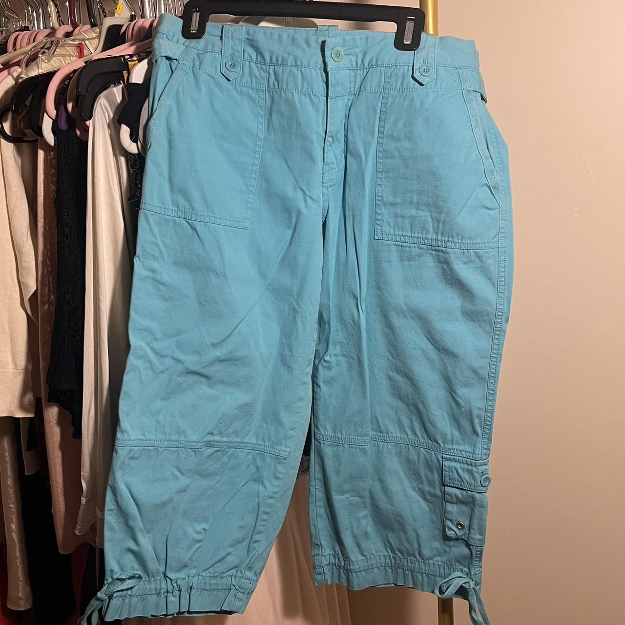 Turquoise Capri pants from the 80s - Depop