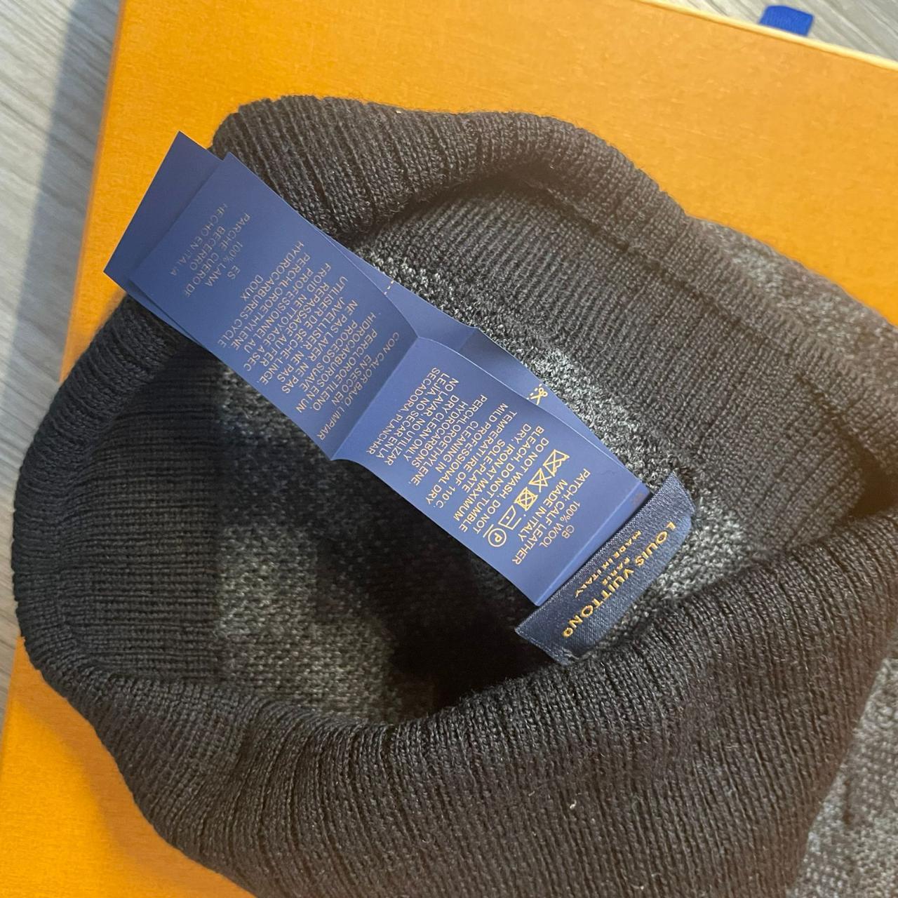 new as seen box included stupid questions ignored - Depop