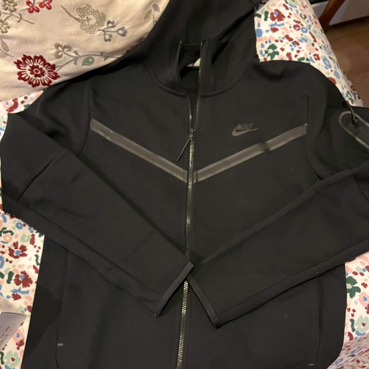 Nike tech Original Receipt In box - Depop