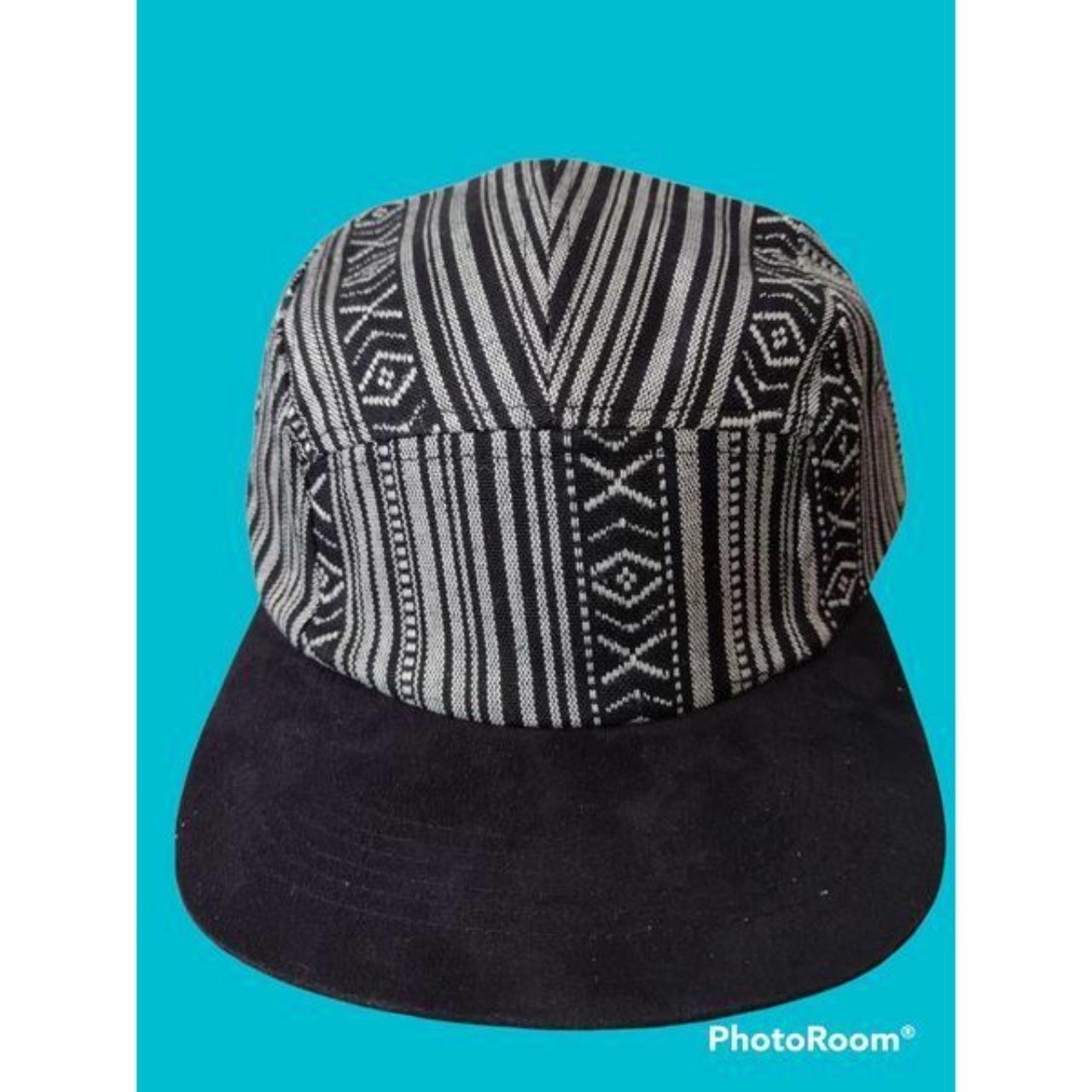 Hatphile Black & White Strapback Cap - Depop