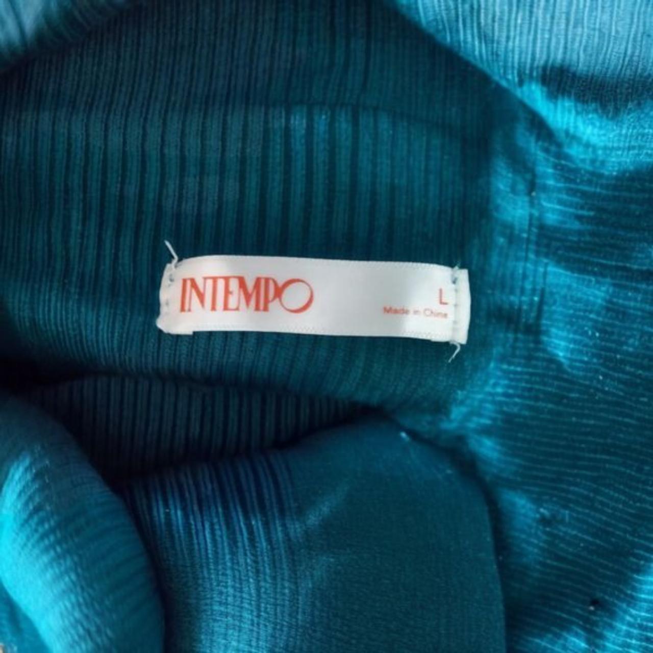 Intempo Women's Long Sleeve Turtleneck Sweater Shirt... - Depop