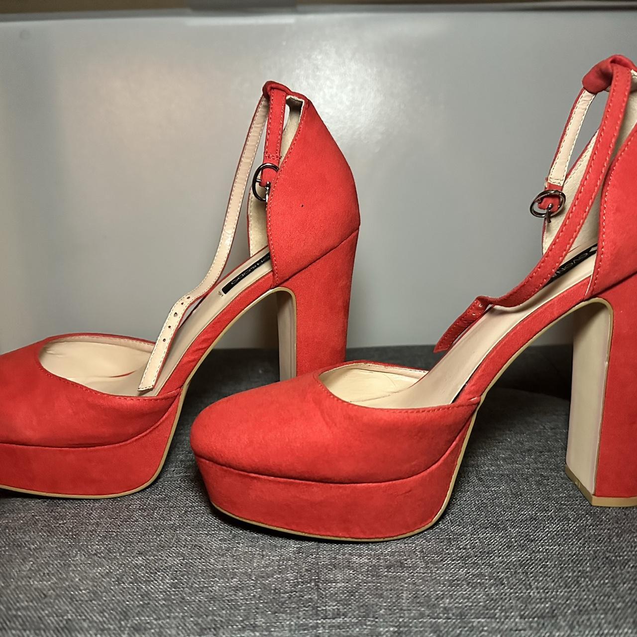 Red chunky heels with platforms. Very comfortable - Depop