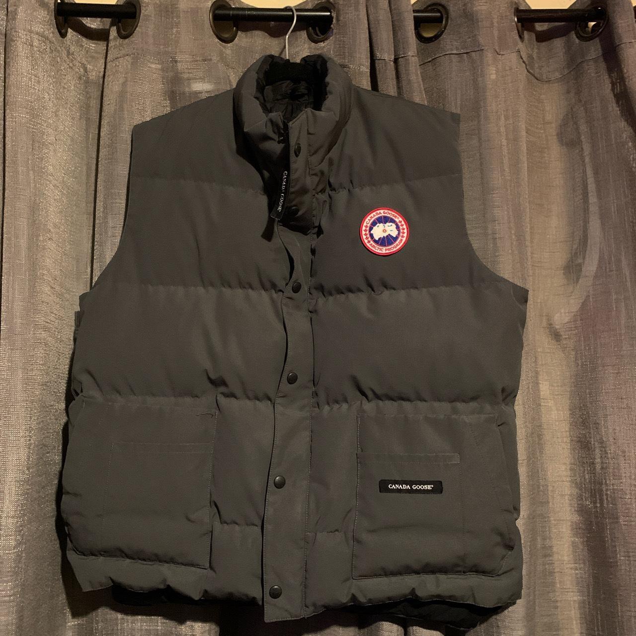 Canada Goose vest Grey - Depop