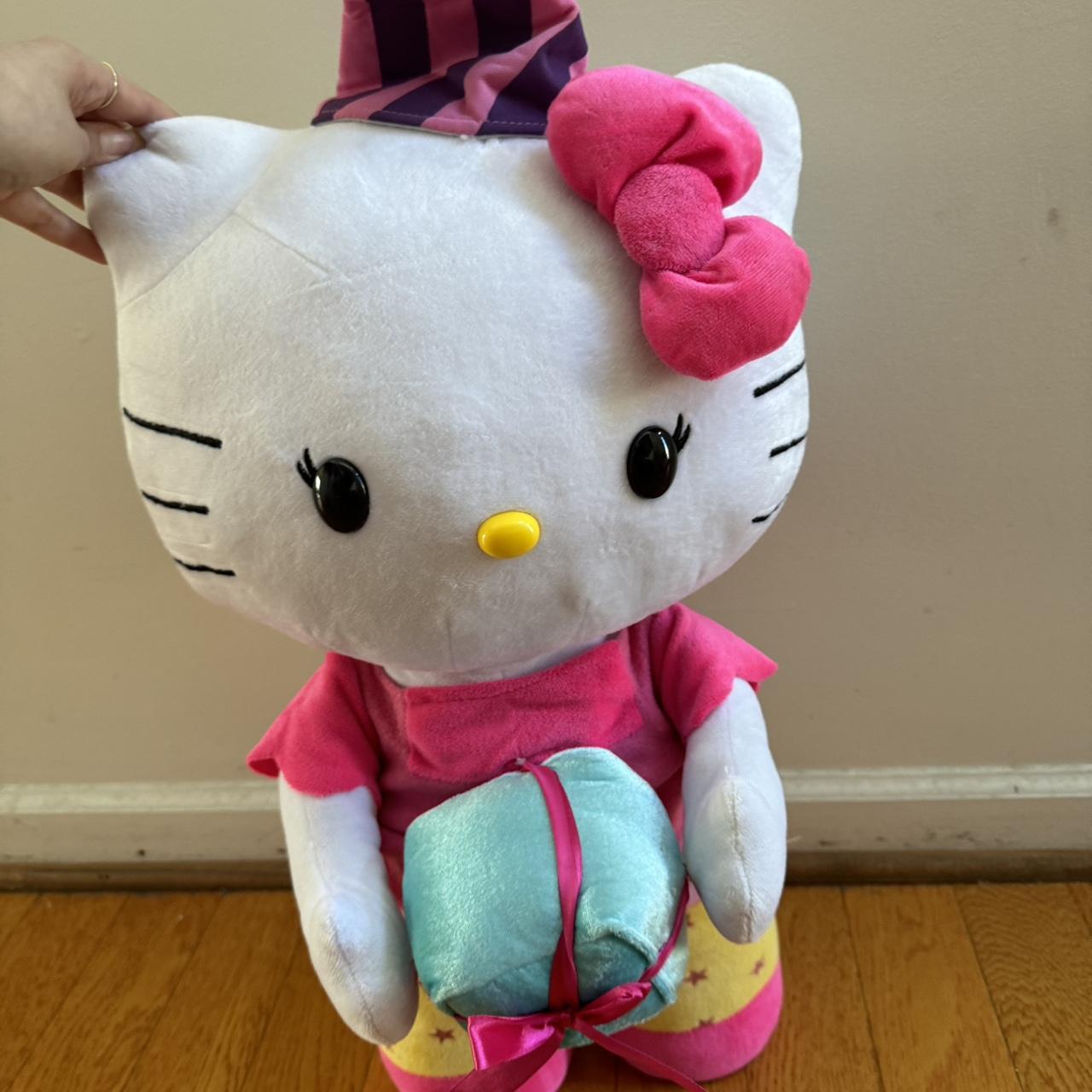 Hello kitty birthday greeter RARE find ! Throw me... - Depop